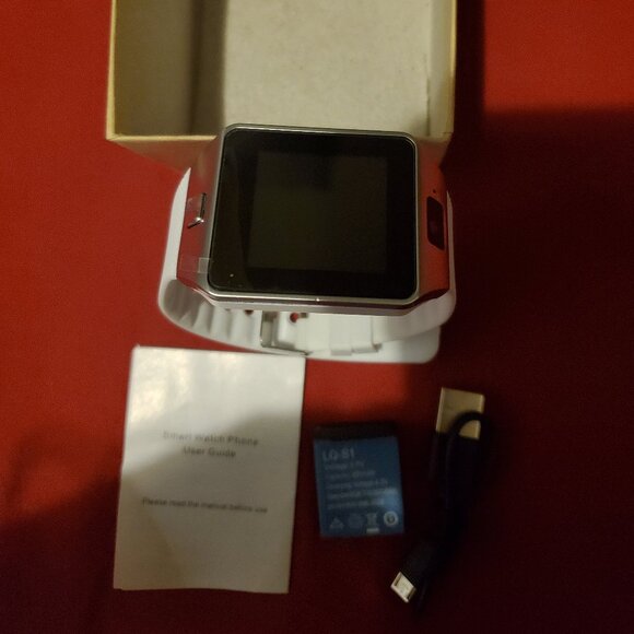 WHITE SMART WATCH LQ-S1 | Wearables | New White Smart Watch Lqs Camera ...